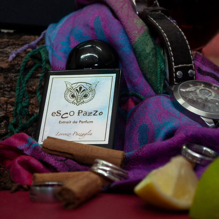 Esco Pazzo - Extrait De Parfum | Pax Di Lorenzo Pazzaglia